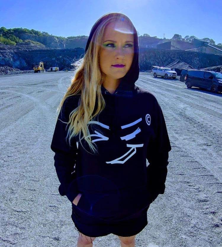 Crafty Wink Clothing – CRAFTY WINK